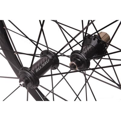 China Ceramic Bearing Hub Carbon Road Wheelset 25mm Width With Straight Flat Spokes for sale