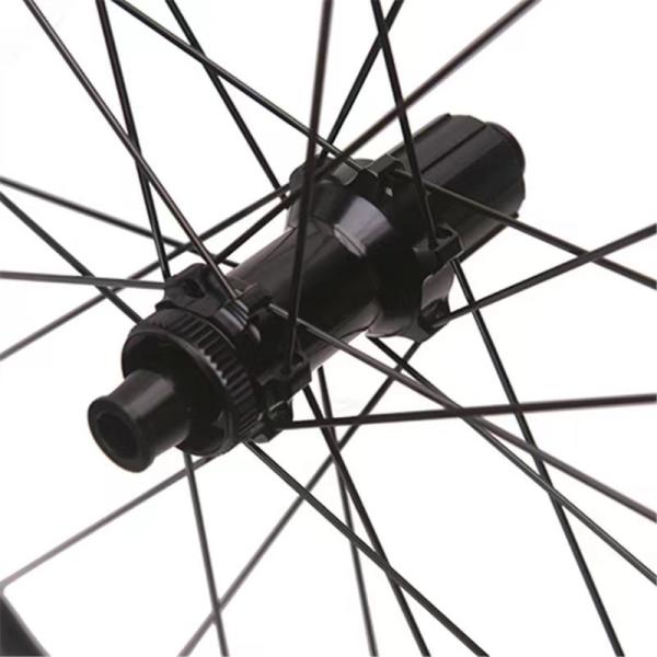 Quality Carbon Fiber UD Matte Disc Brake Wheel Set 700C For Road Racing Bicycles for sale