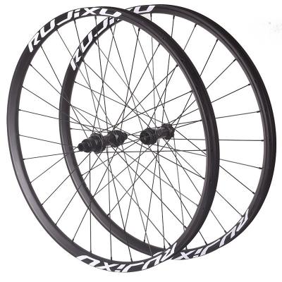 China Straight Pull 28 Hole Road Bike Clincher Wheelset With Disc Center Lock DT Hub Base And Planet Ratchet for sale