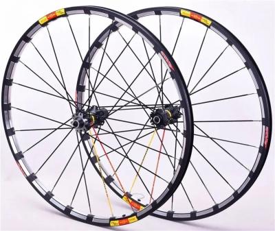 Cina 24 fori Fibra di carbonio MTB Set di ruote Retti a costole lisce Cuscinetti anteriori 2 bordi 4 Ruote in alluminio in vendita