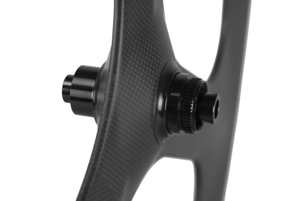 Quality 700C V Brake Wheelset 3 Spoke Carbon Bicycle Wheelset 70mm Depth 23mm Width for sale