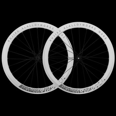 China 120psi 50mm V remwielstel Wit aluminium legering Wegfietswielstel met middenvergrendelde schijfrem Te koop