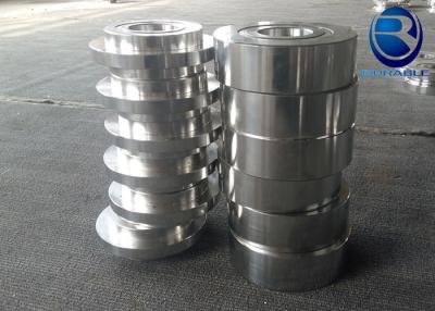 Cina 58 - 60 il macchinario automatico del laminatoio per tubi di HRC Cr12 si separa i OD 100 - 300 millimetri in vendita