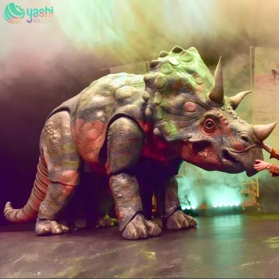 China Sound-producing swinging silicone electric realistic triceratops dinosaur model for sale