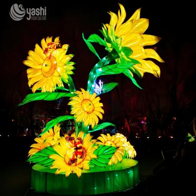 China Outdoor LED Chinese Lantern Light Up Sunflower Sculpture For Yard Decoration for sale