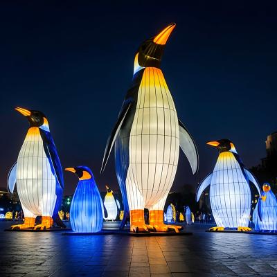 China Handcrafted Silk Penguin Lantern - Waterproof Material for Zoo Decorations for sale