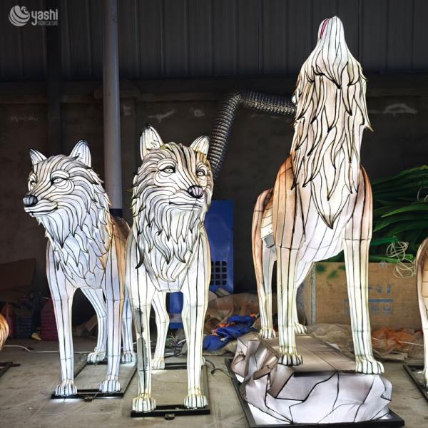 Quality Custom Wolf LED Lantern Set, Realistic Wild Wolf Animal Light Sculpture for for sale