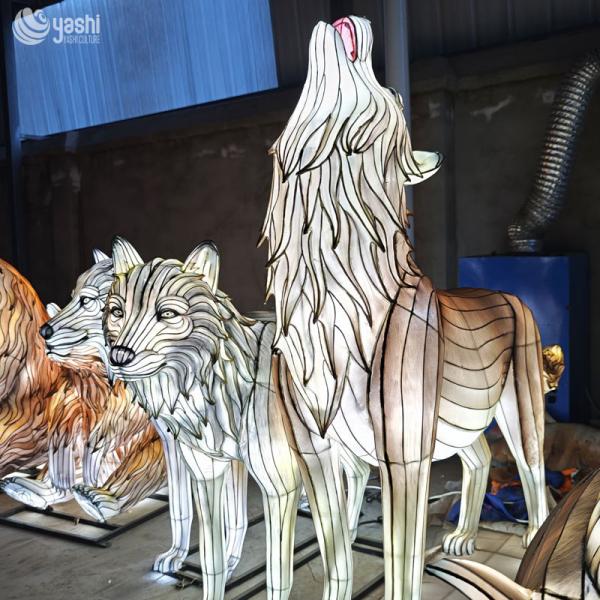 Quality Custom Wolf LED Lantern Set, Realistic Wild Wolf Animal Light Sculpture for for sale