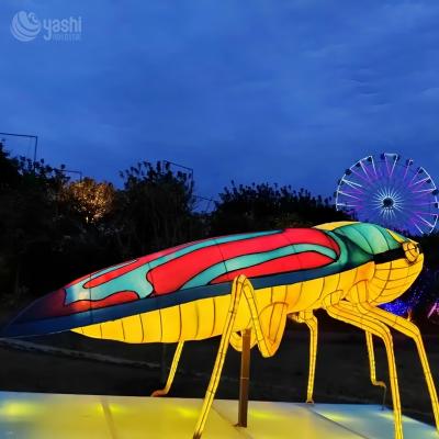 China Zoo Chinese Festival Lantern With Animated Locust Mechanical Insect Model for sale