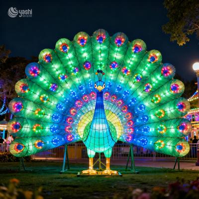 China Chinese Traditional Festival Lantern Outdoor Waterproof Peacock Lantern Zoo Park Decoration for sale