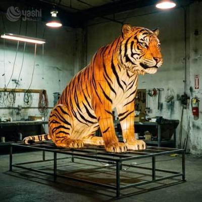 China Custom Life Size Tiger Animal Lantern, Handmade LED Festival Light Sculpture for Zoo Theme Park Outdoor Holiday Decoration for sale