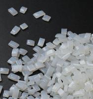China Solid Granules EVA Hot Melt Adhesive Packaging Clothing Sealing for sale