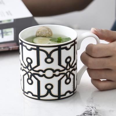 China Caneca cerâmica escandinava da caneca de café 350ml da UE de Savall com o punho para cafés à venda