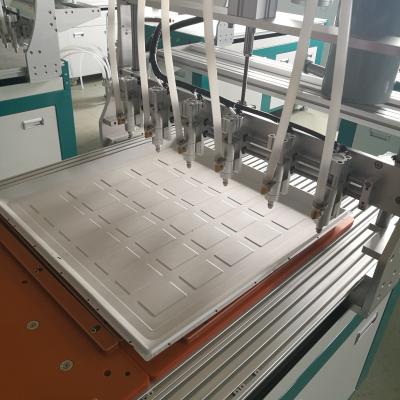 China Six Heads Glue Dispensing Robot 50Hz - 60Hz Automated Glue Dispenser For Back Lit Panel Light for sale