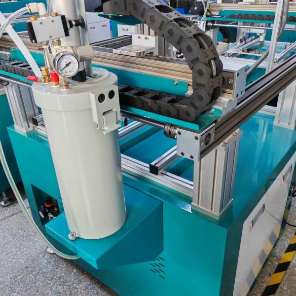 Quality 50 - 60Hz Glue Dispensing Machine 500mm/sec Automated Epoxy Dispenser 150W for sale