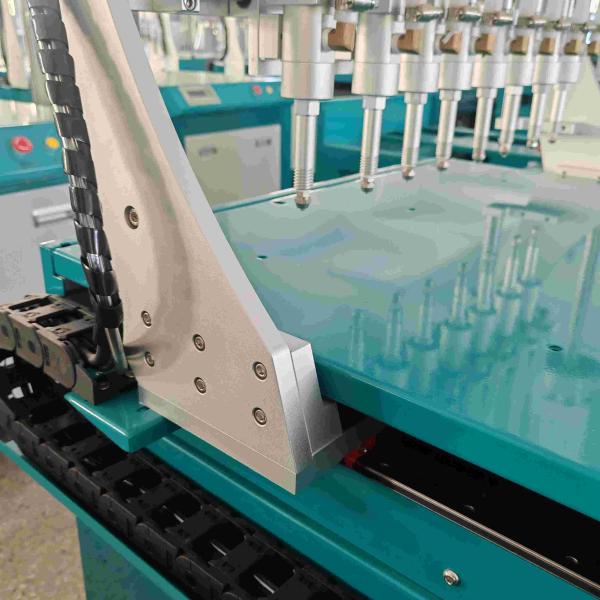 Quality Multi Heads Glue Dispensing Robot 220V Automated Adhesive Dispenser 600*600MM for sale