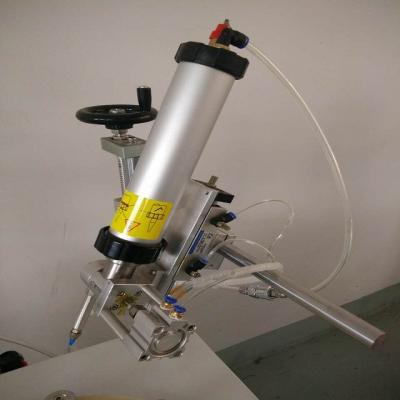 Cina Macchina a distribuzione di colla a otto stazioni 500mm*850mm*1300mm Macchina adesiva rotonda in vendita