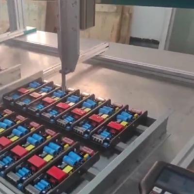 Cina Macchina erogatrice di colla automatica con livello di vuoto di 0,1 mbar per prestazioni e design pronto per la produzione in vendita