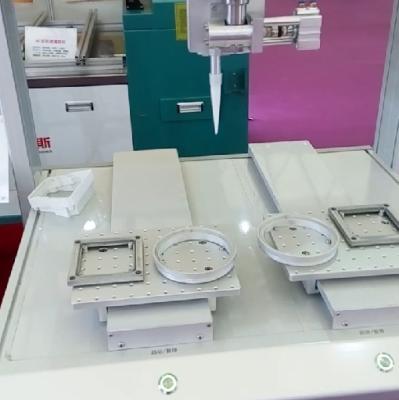 China Material Waste Reduction and Efficiency Enhancement Glue Dispensing Robot with ±0.1mm Dispensing Accuracy for sale