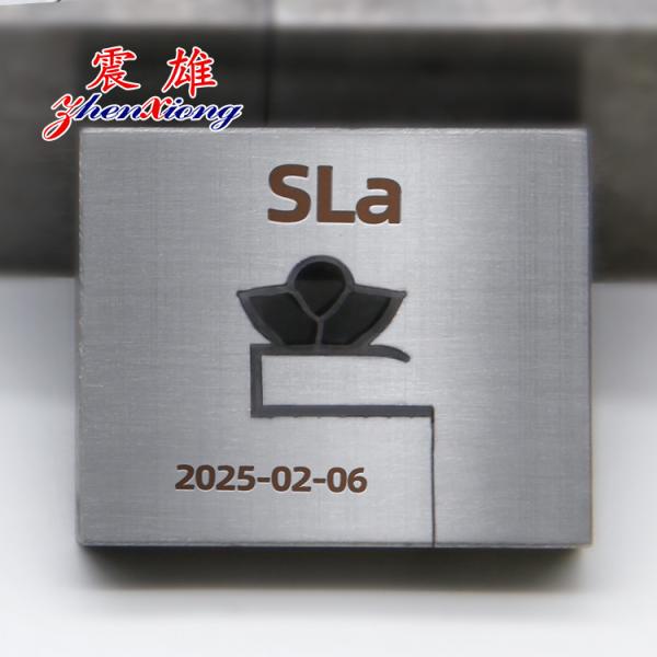 Quality Wear Resistance Plastic Extrusion Mould Smooth Door Gasket Mold for sale