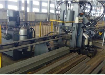 China Hochgeschwindigkeits-automatische CNC-Hydraulische Stanzmarkierung Schneidmaschine 3 CNC-Achsen Winkelbohrung Stahlverbindungsplatte für die Kommunikation zu verkaufen