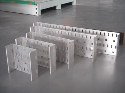 China High Speed Automatic Galvanize Steel Roller Forming Machine Cable Tray Making Machine for sale
