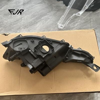 Cina Trasforma l'aspetto della tua Maserati Levante con fari chiari e fondo nero in vendita