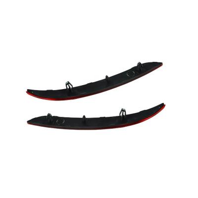 China Apto para a lâmpada refletiva do pára-choque traseiro do Tesla Y-Type 2019-2022 1495818-00-C 1495817-00-C à venda