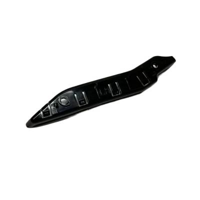 中国 テスラ Y型 車のフロントバッフルから左バンパーブラケット 1493770-00-B 2019-年モデル Y 5YJY 販売のため