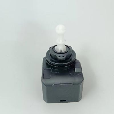 Cina Vw d'attenuazione automatico Sagitar 12V/24V del regolatore della luminosità di adeguamento del faro di Volkswagen in vendita