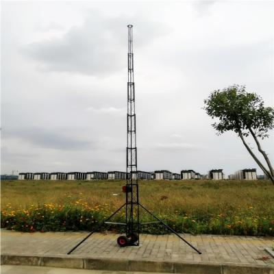 China Draagbare Mobiele 30ft Telescopische Zelfstandige Antennetorens Te koop