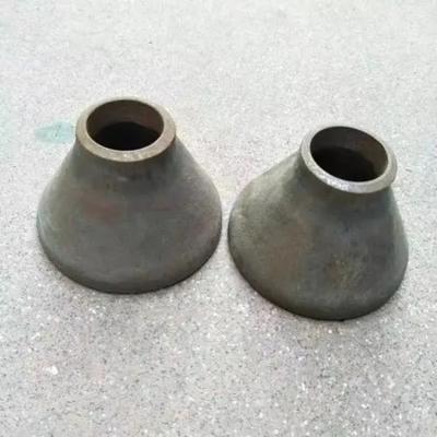 Cina Buttweld B16.9 Sch 40 Carbon Steel Fittings Seamless Concentric Reducer Black Painting in vendita