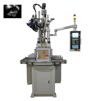 Cina 55 tonnellate Doppia Slide Verticale Iniezione stampaggio macchina per la fabbricazione di cinture per spalle in vendita