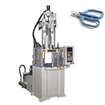 China Energy Saving 55 Ton Vertical Standard Injection Molding Machine For Sciessors Handle Te koop