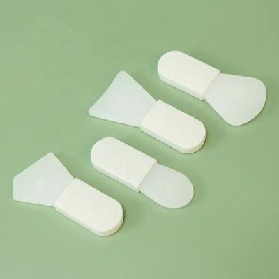 Cina doppia diapositiva Maschera Faciale in Silicone Spazzola di Fabbricazione 85T Verticale Stampaggio a Iniezione in vendita
