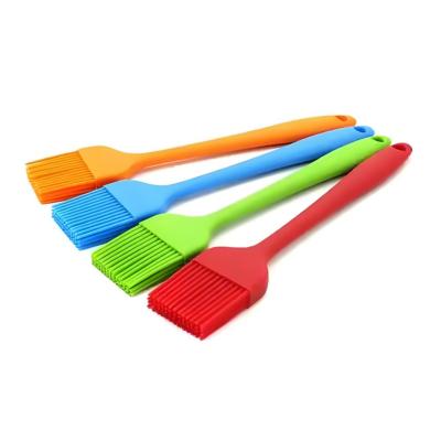 Cina Macchina di stampaggio a iniezione verticale di silicone liquido di buona qualità per la produzione di spazzole in vendita