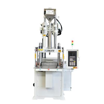 China Verticale spuitgietmachine voor het maken van chassisklemmen van 55 ton Te koop
