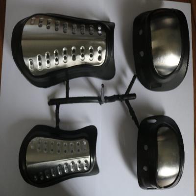 China 250 Ton Low Work Table Vertical Injection Molding Machine For Making Skateboard for sale