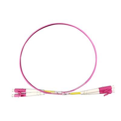 Cina Cavo di toppa duplex di LSZH FTTH OM4 LC UPC a LC UPC ISO9001 in vendita