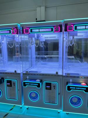 Cina Playfun neon catcher armadio di metallo giocattoli arcade grabber nuova macchina di gioco di artigli di gru in vendita