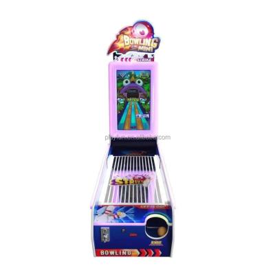Cina Macchina da gioco a monete mini bowling per bambini macchina di biglietto di riscatto mini bowling per interni in vendita