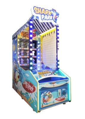 China Coin Tokent beste winst bediend verlossing ballen gooi arcade spel machine Shark Park verlossing kaart loterij spel ma Te koop