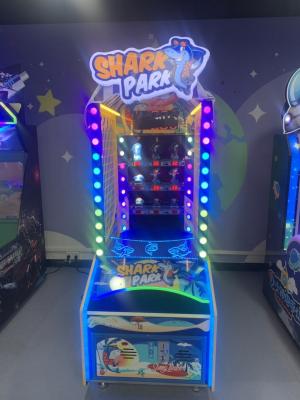 China Coin Tokent beste winst bediend verlossing ballen gooi arcade spel machine Shark Park verlossing kaart loterij spel ma Te koop