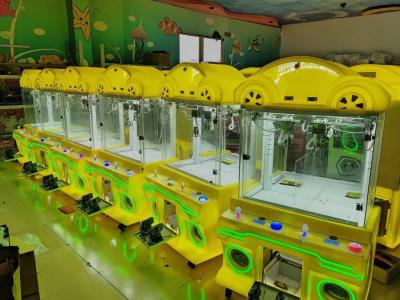 China Parque de diversões Jogo de Moedas Pequeno brinquedo Mini Garra Clip Clamp Prêmio Regalo Vending Arcade Machine à venda