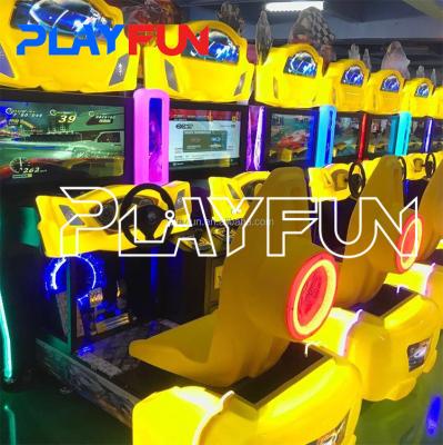 Cina PlayFun Coin Operato Luxury 2 Seats Racing Car Arcade Game Machine Simulatore Video Game Machine in vendita