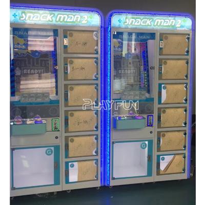China Playfun New Design Snack Man Aracde Coin Operated Game 6 Gift Box Toy Present Vending Machine for Shopping Center for sale