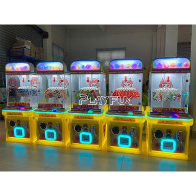 China PlayFun Hot Sale High-Quality Coin Operated Clamps Machine Clamp Gift Win Prize Game Vending Game Machine for sale
