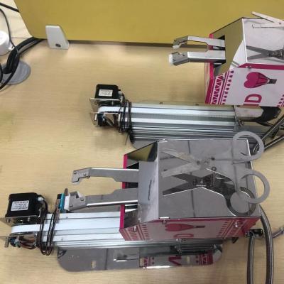 China Fabricante Tesoura Corte Seu Prêmio Ur Máquina Brinquedos Jogos Máquinas personalizadas DIY kits Peças sobressalentes à venda