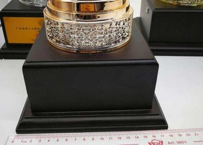 China O copo feito-à-medida do troféu do metal, concessão do fósforo de esportes coloca troféus à venda