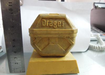 Cina Tazza su ordinazione materiale del trofeo della resina, tazze del trofeo dell'oggetto d'antiquariato di stile del modello fisico in vendita